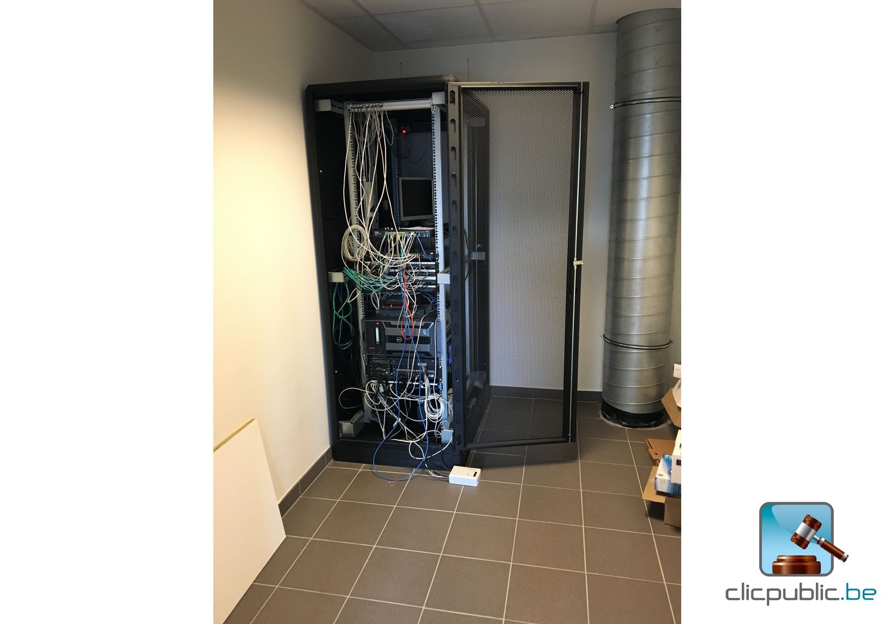 Armoire à serveur & Matériel informatique (ref. 31) - Clicpublic.be ...