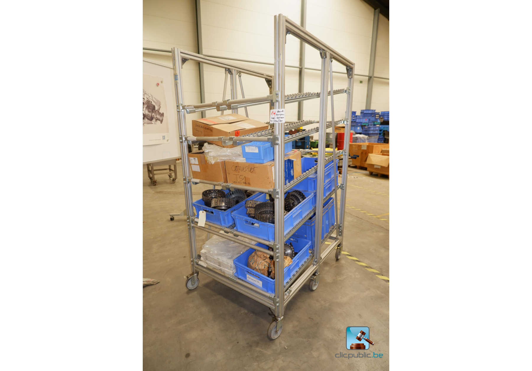 Trolley auf Rädern - Clicpublic.lu, öffentliche Auktionen mit 1 Klick.