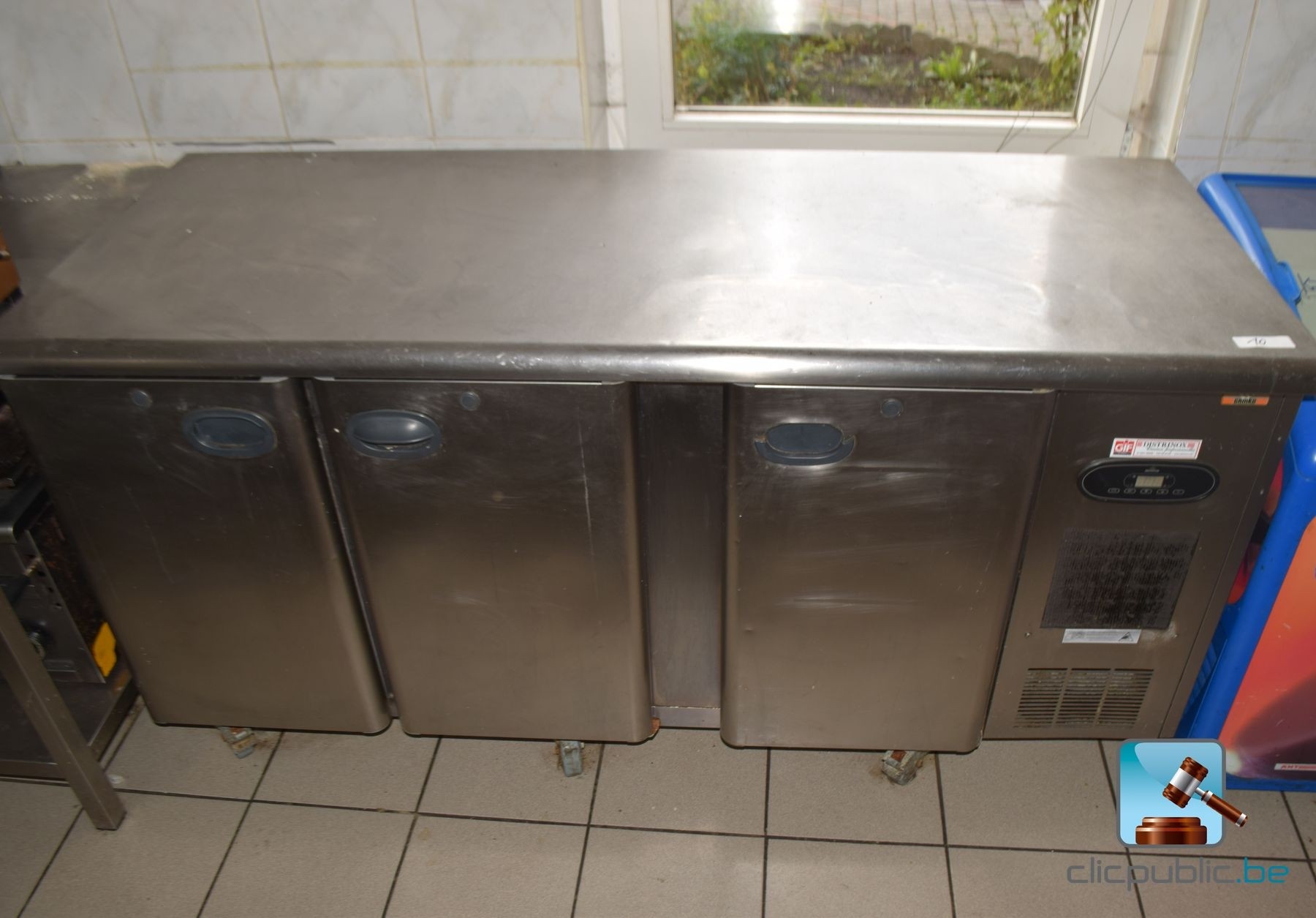 Armoire réfrigérée GAMKO en inox, sur roulettes (ref. 10) - Clicpublic ...