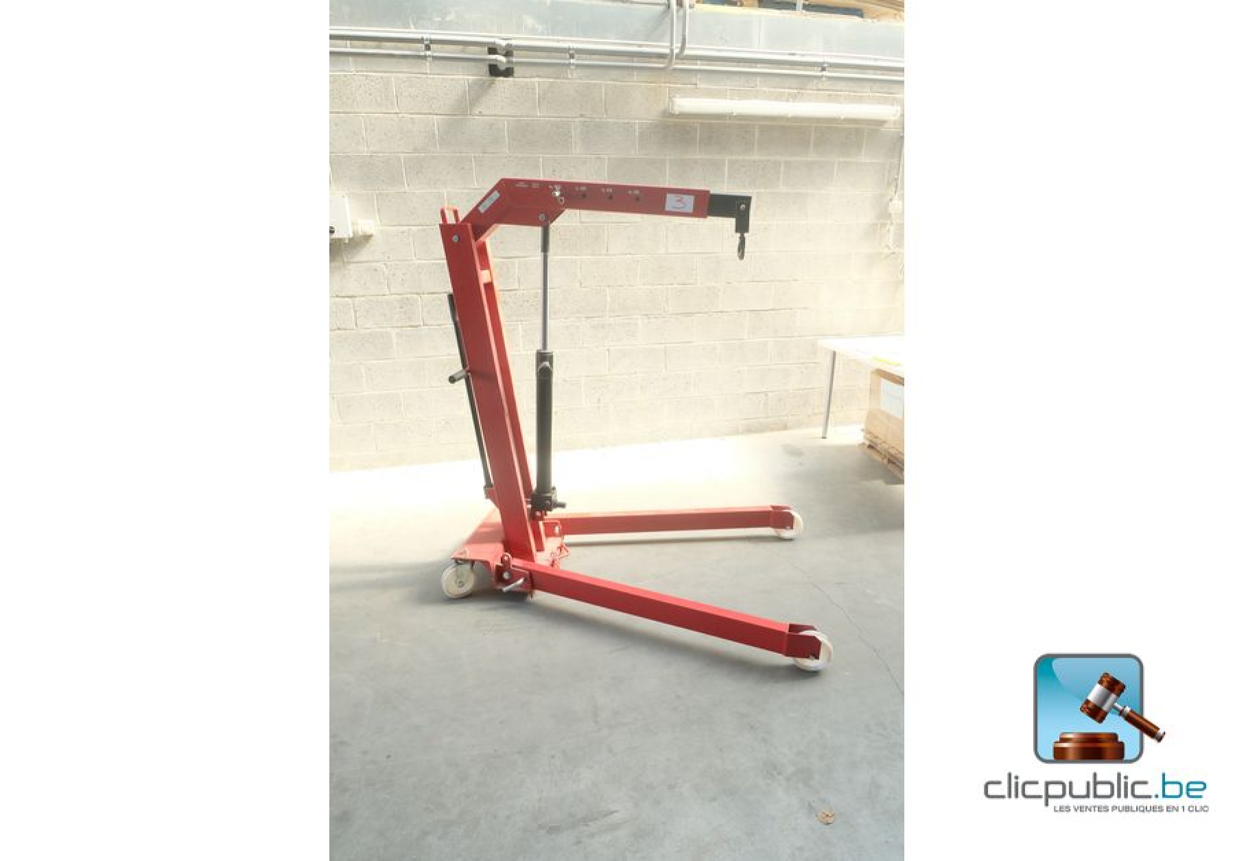 Bras de levage girafe - Clicpublic.be, les ventes publiques en 1 clic.