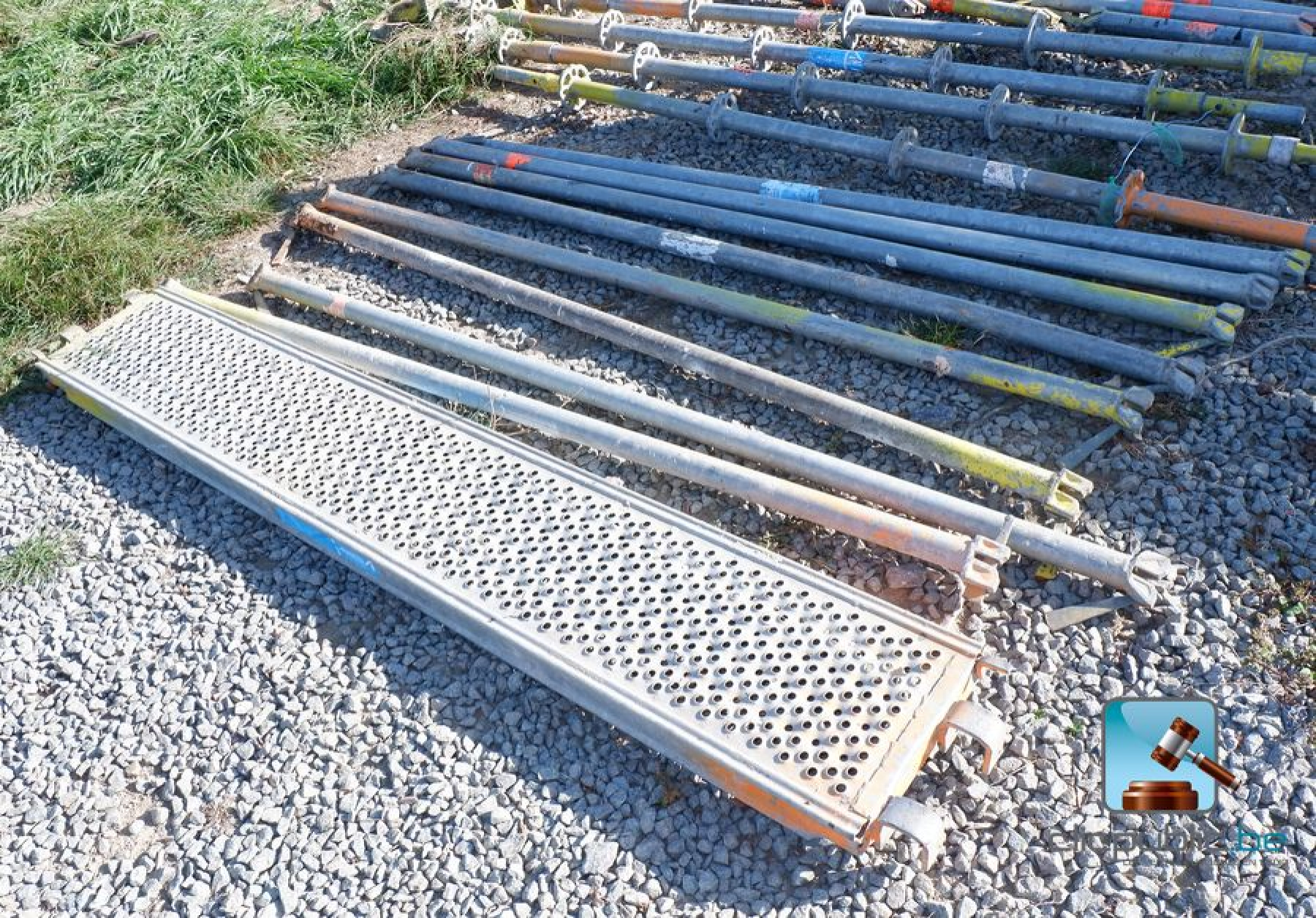 Lot d'éléments d'échafaudage - Clicpublic.be, les ventes publiques en 1 ...