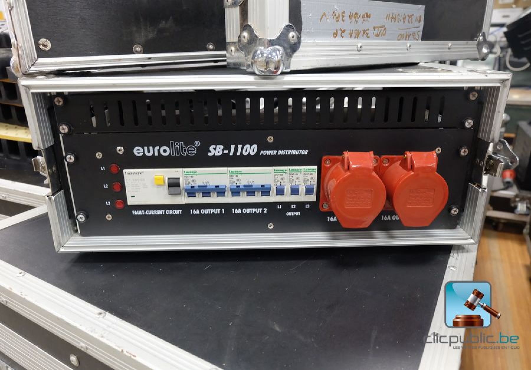 Tableau EUROLITE SB 1100 - Clicpublic.be, les ventes publiques en 1 clic.