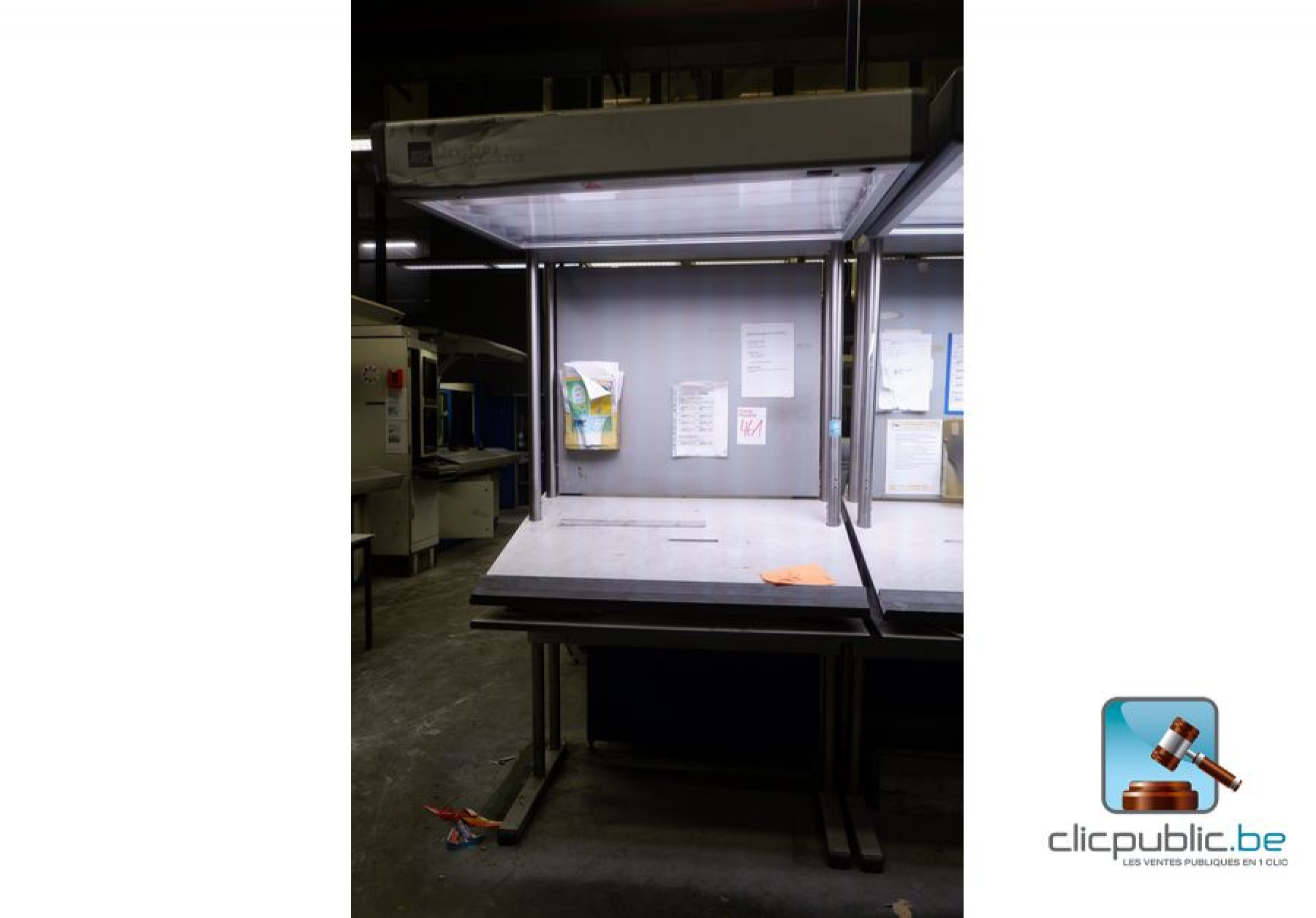 Table de contrôle de la couleur - Clicpublic.be, les ventes publiques ...