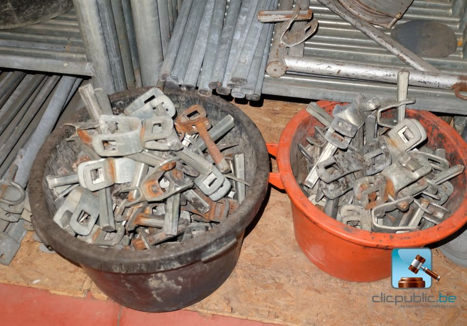 Lot de d'éléments d'échafaudage - Clicpublic.be, les ventes publiques ...