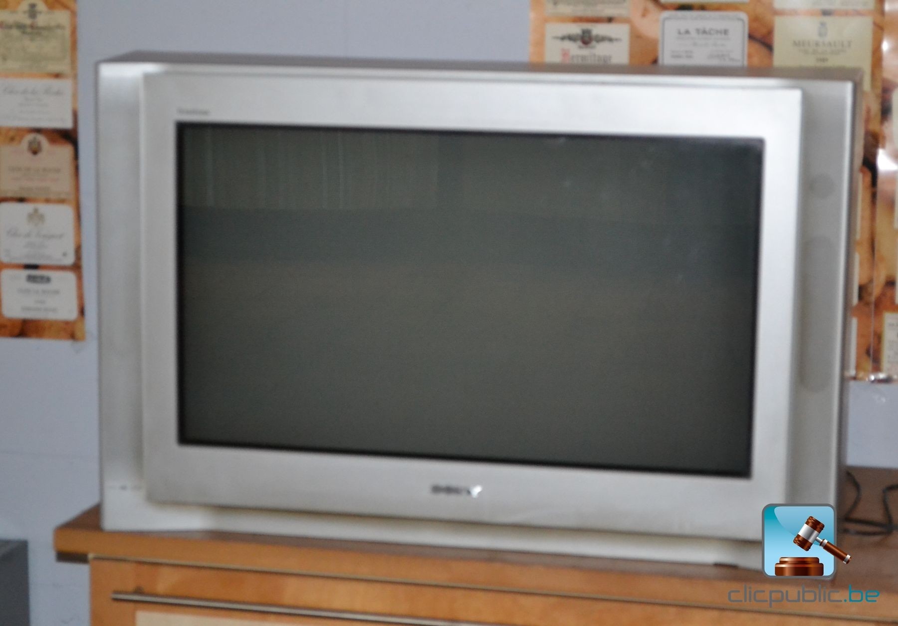 Téléviseur SONY Trinitron - Clicpublic.lu, les ventes publiques en 1 clic.