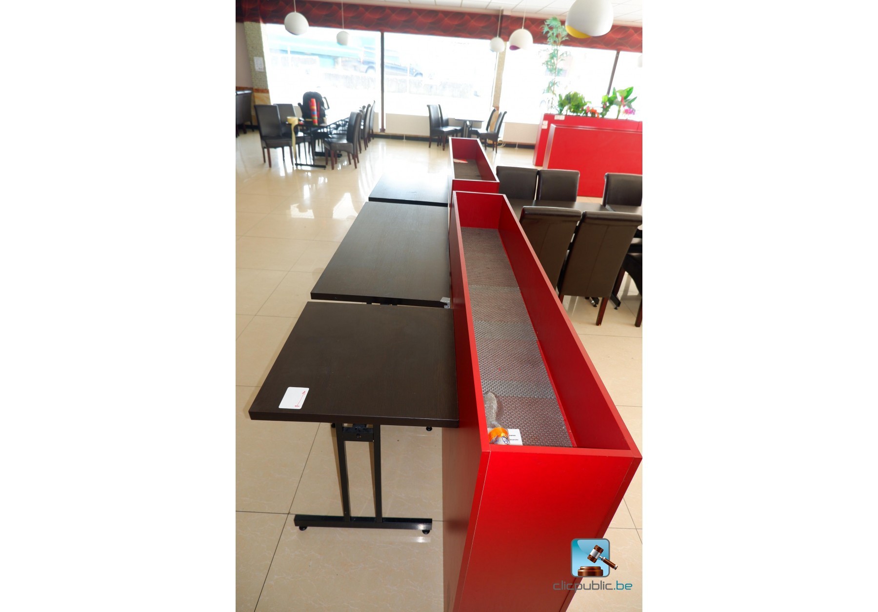 Lot de tables et séparations - Clicpublic.be, les ventes publiques en 1 ...