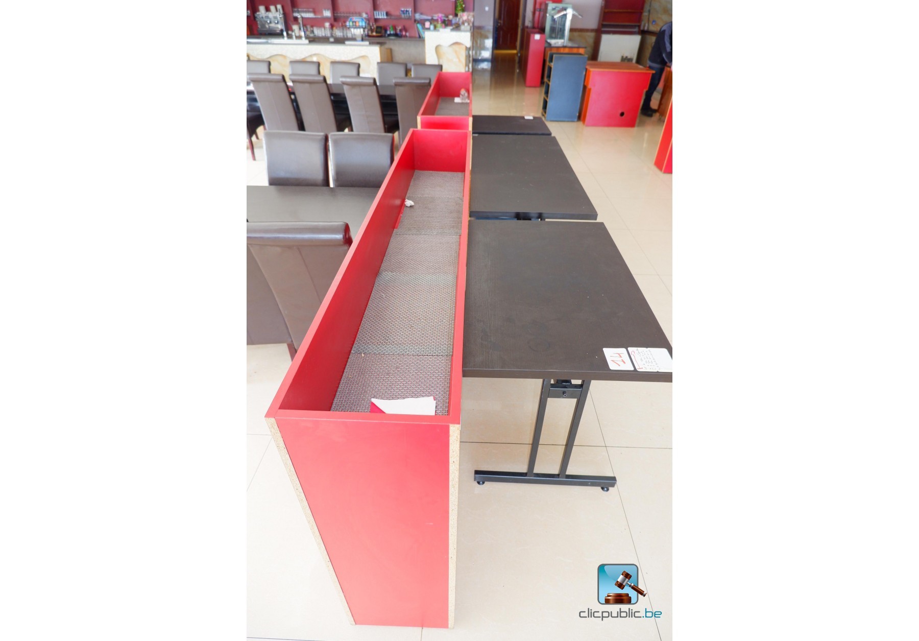 Lot de tables et séparations - Clicpublic.be, les ventes publiques en 1 ...