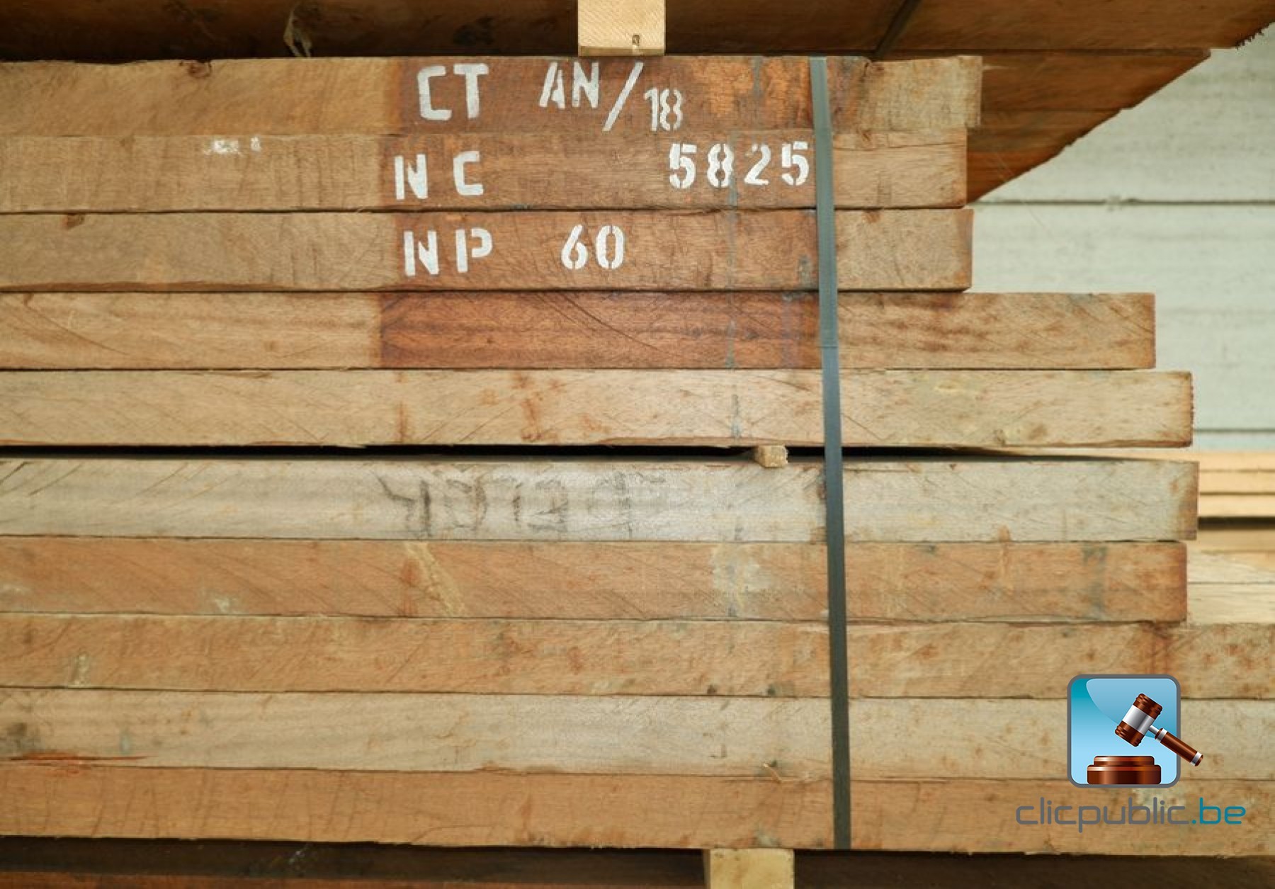 Lot de chevrons - Clicpublic.be, les ventes publiques en 1 clic.