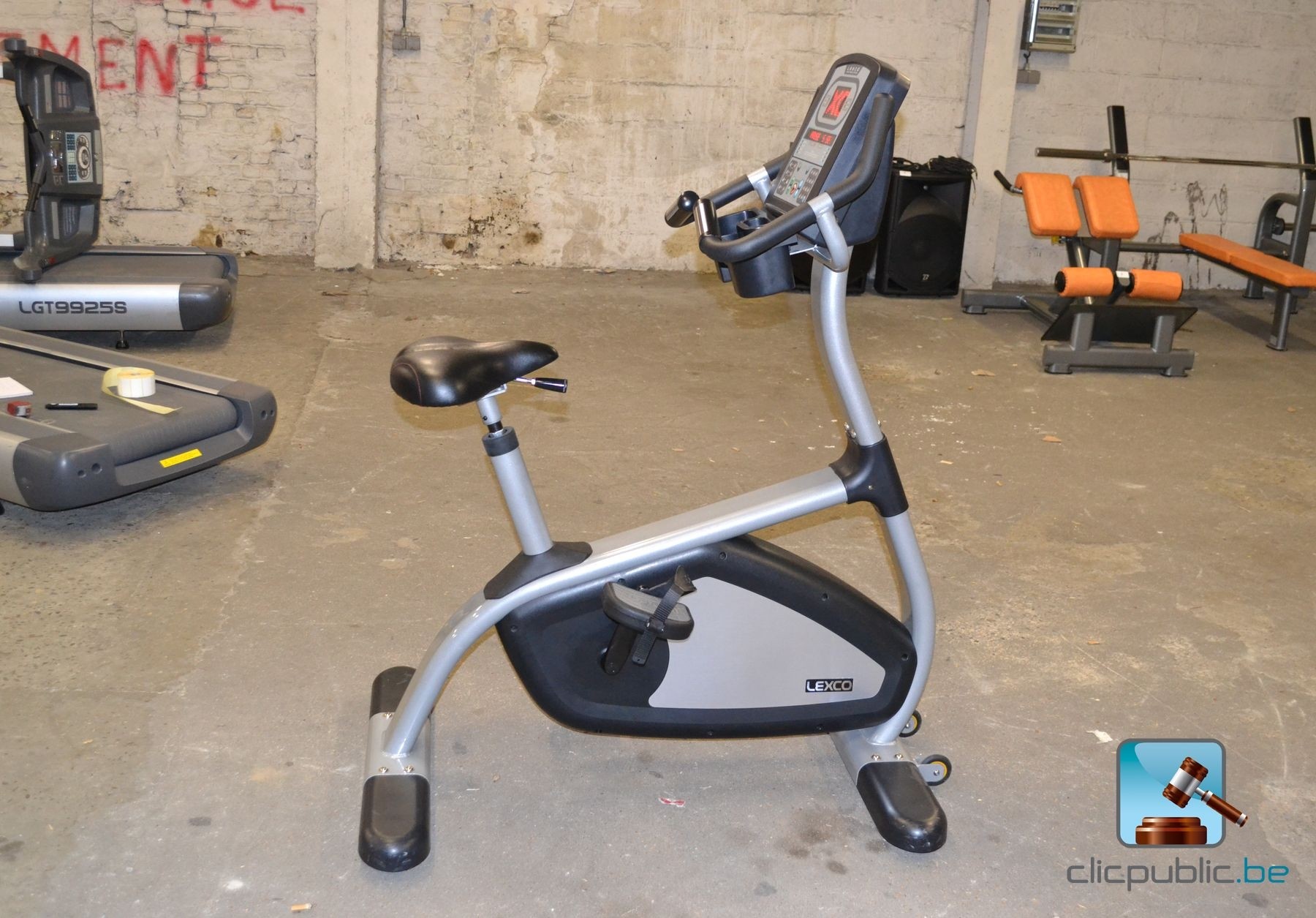 Vélo de salle LEXCO c707u - Clicpublic.be, les ventes publiques en 1 clic.
