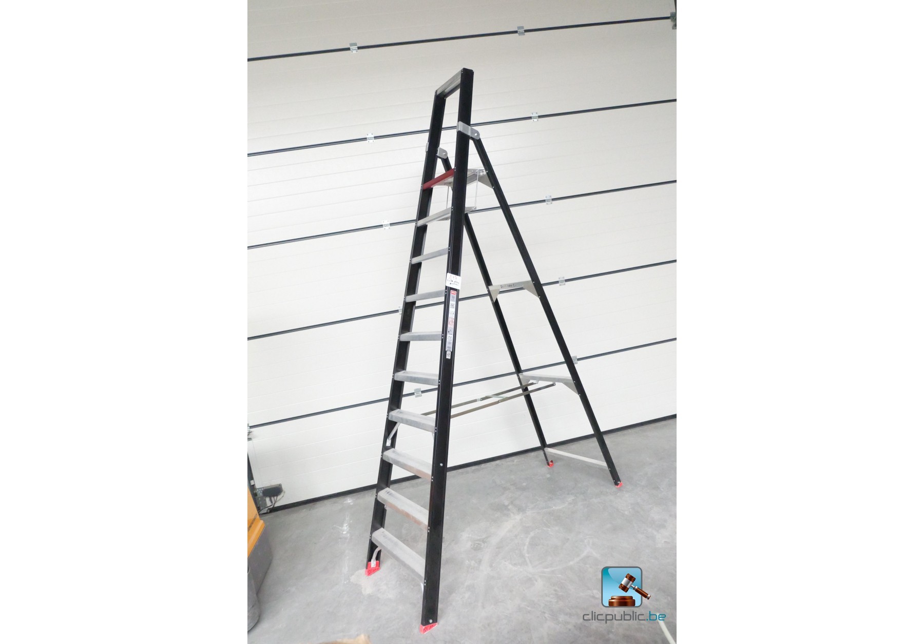 Escabelle - Clicpublic.be, les ventes publiques en 1 clic.