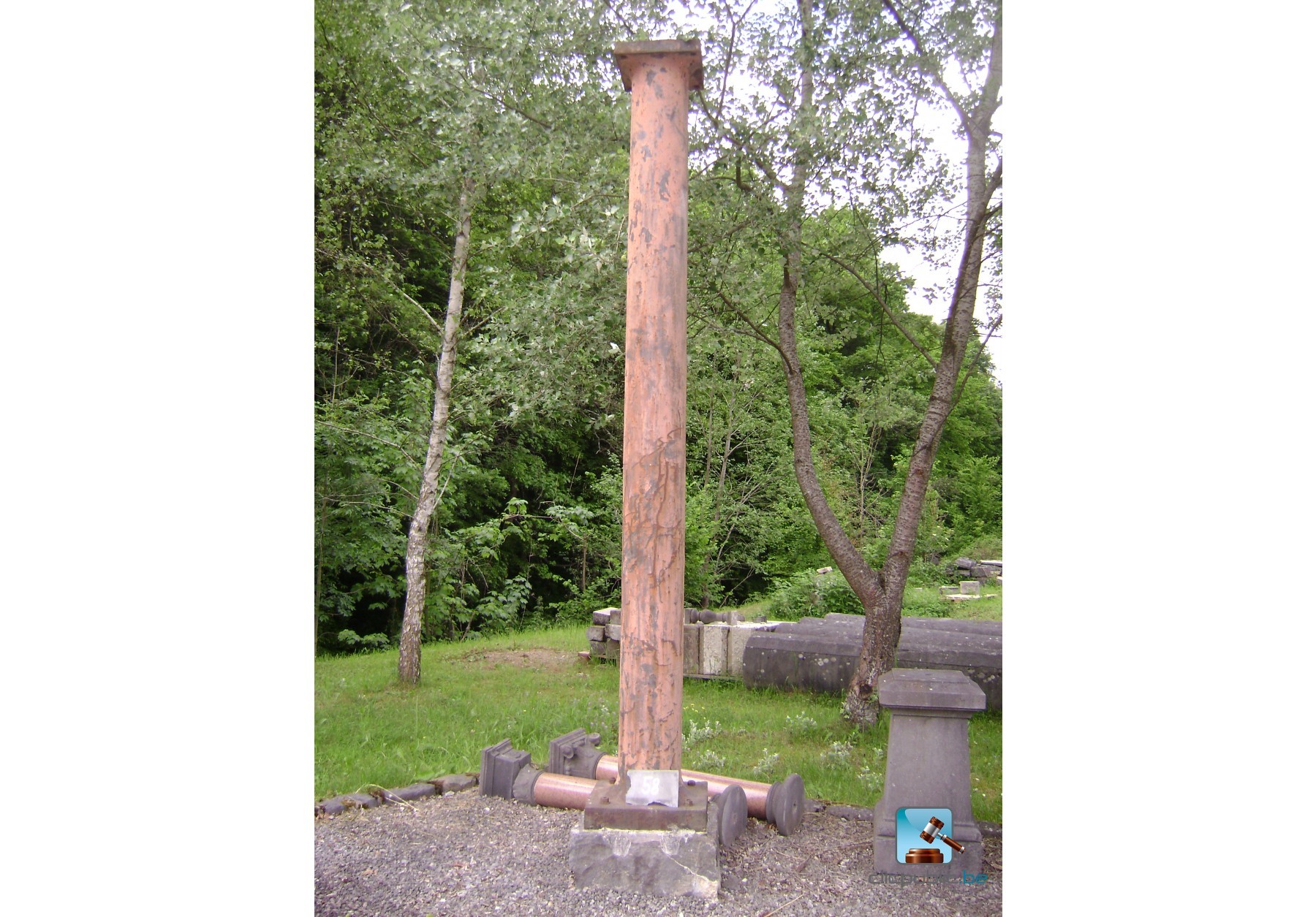 Colonne en fonte - Clicpublic.be, les ventes publiques en 1 clic.