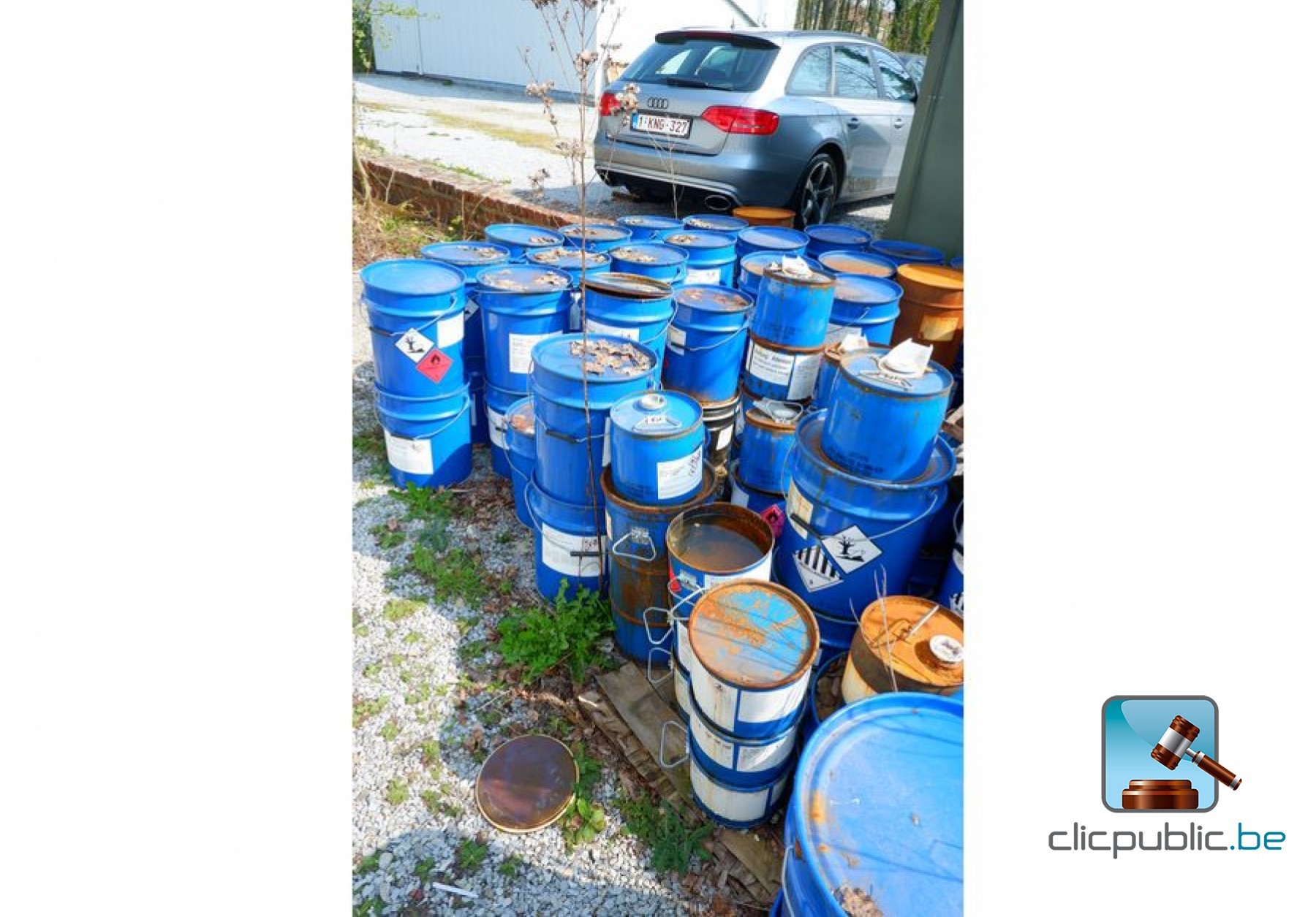 Lot de bidons - Clicpublic.be, les ventes publiques en 1 clic.
