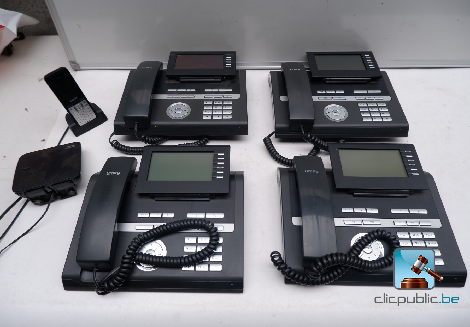 Matériel de téléphonie - Clicpublic.be, les ventes publiques en 1 clic.
