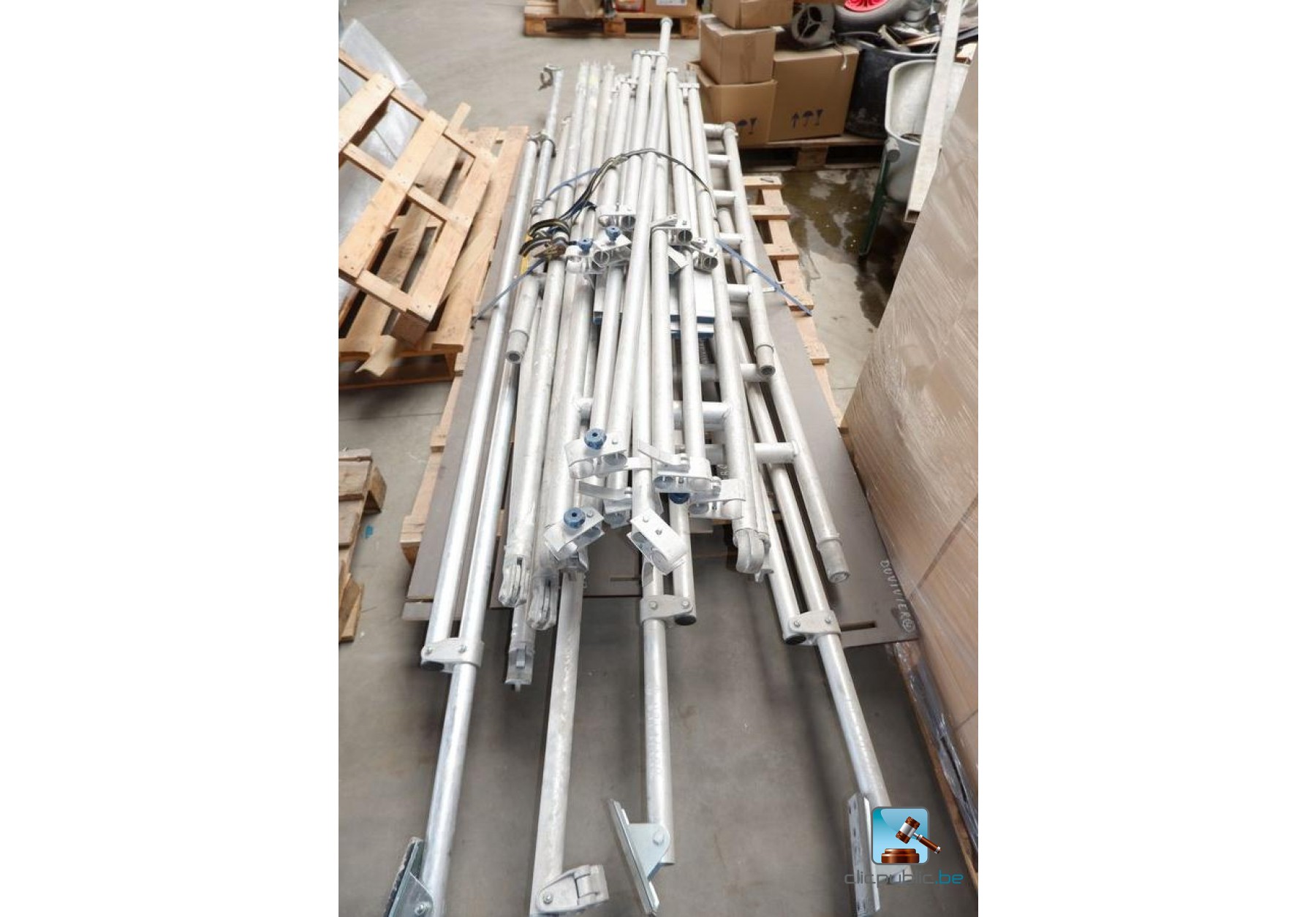 Lot d'éléments d'échafaudage - Clicpublic.be, les ventes publiques en 1 ...