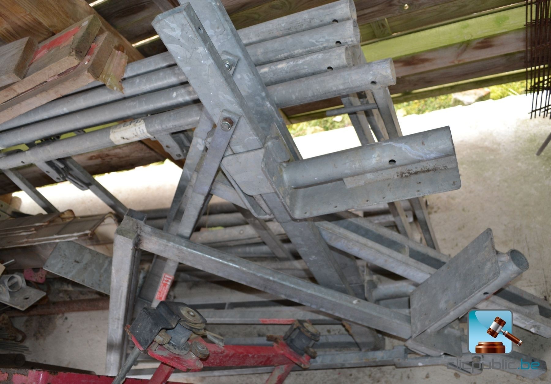 Eléments d'échafaudage - Clicpublic.be, les ventes publiques en 1 clic.