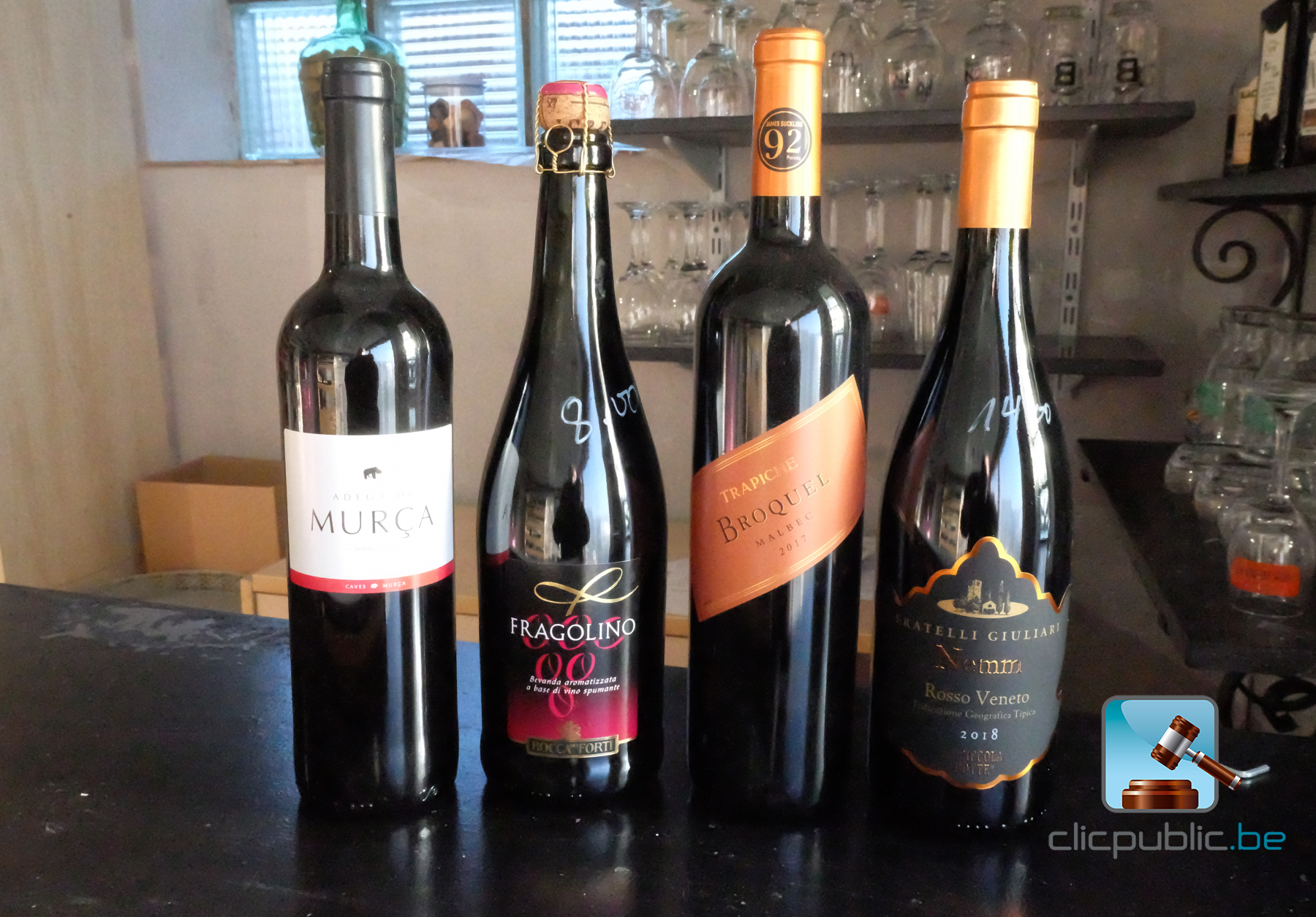 Lot de bouteilles de vin rouge - Clicpublic.be, les ventes publiques en ...