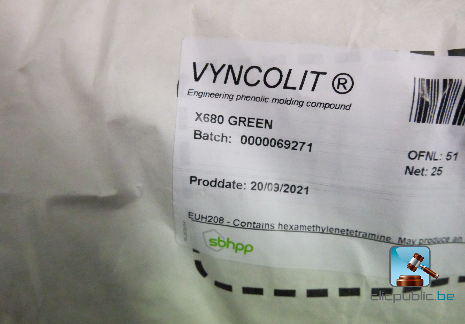 Lot de billes en verre et fibres - Clicpublic.be, les ventes publiques ...