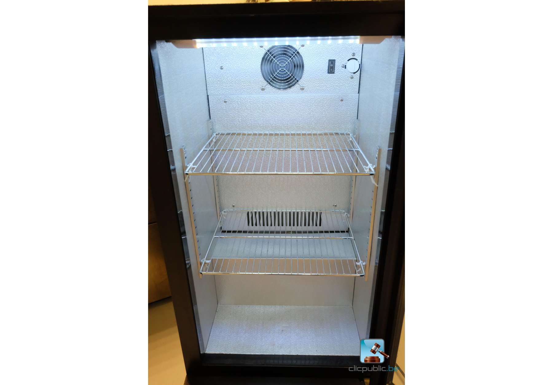 Réfrigérateur vitré - Clicpublic.be, les ventes publiques en 1 clic.