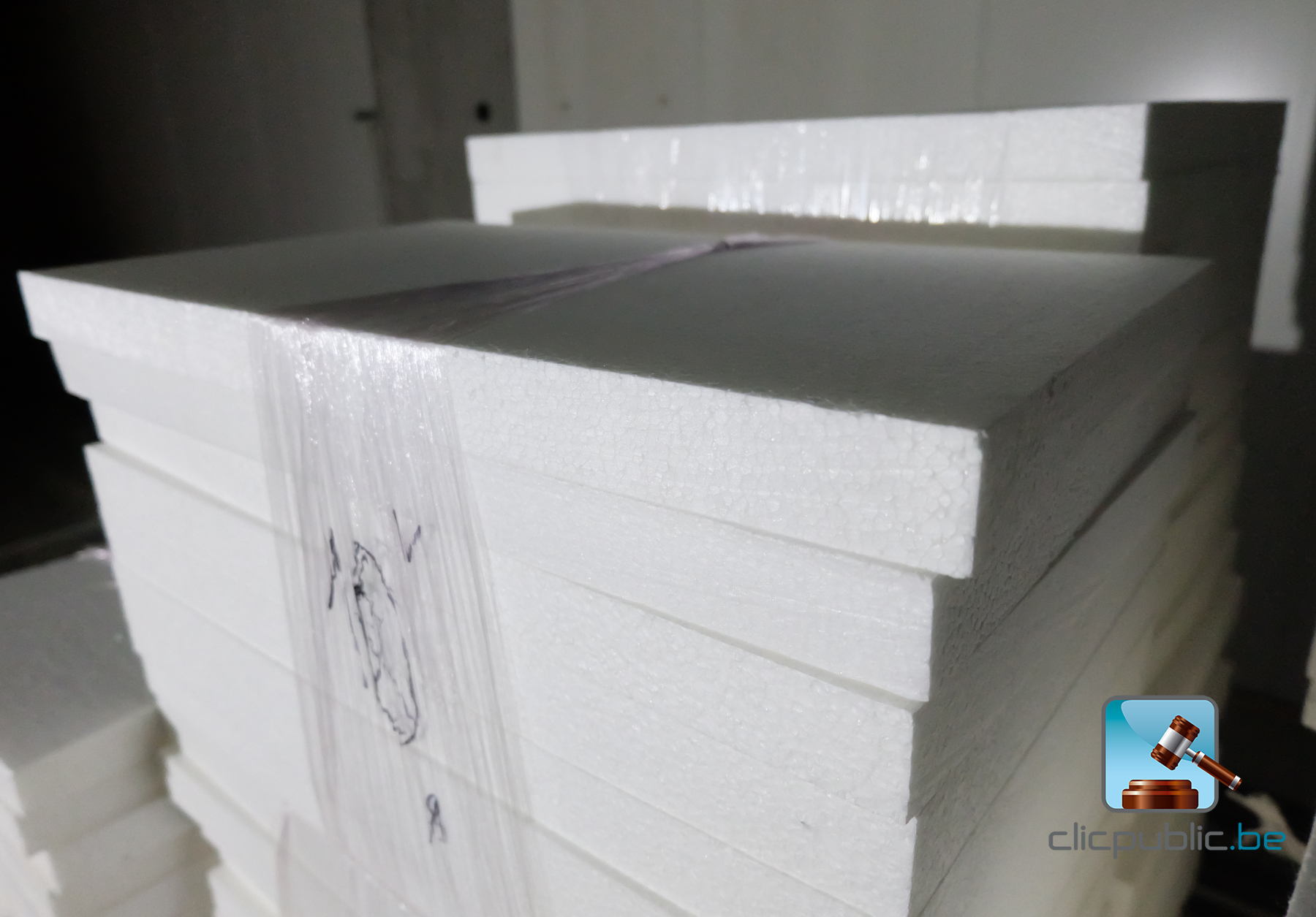 Lot de frigolite - Clicpublic.be, les ventes publiques en 1 clic.