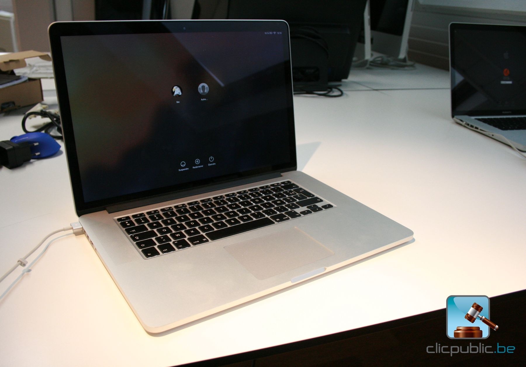 Ordinateur portable APPLE MacBook PRO (Ref. 50) - Clicpublic.be, les ...