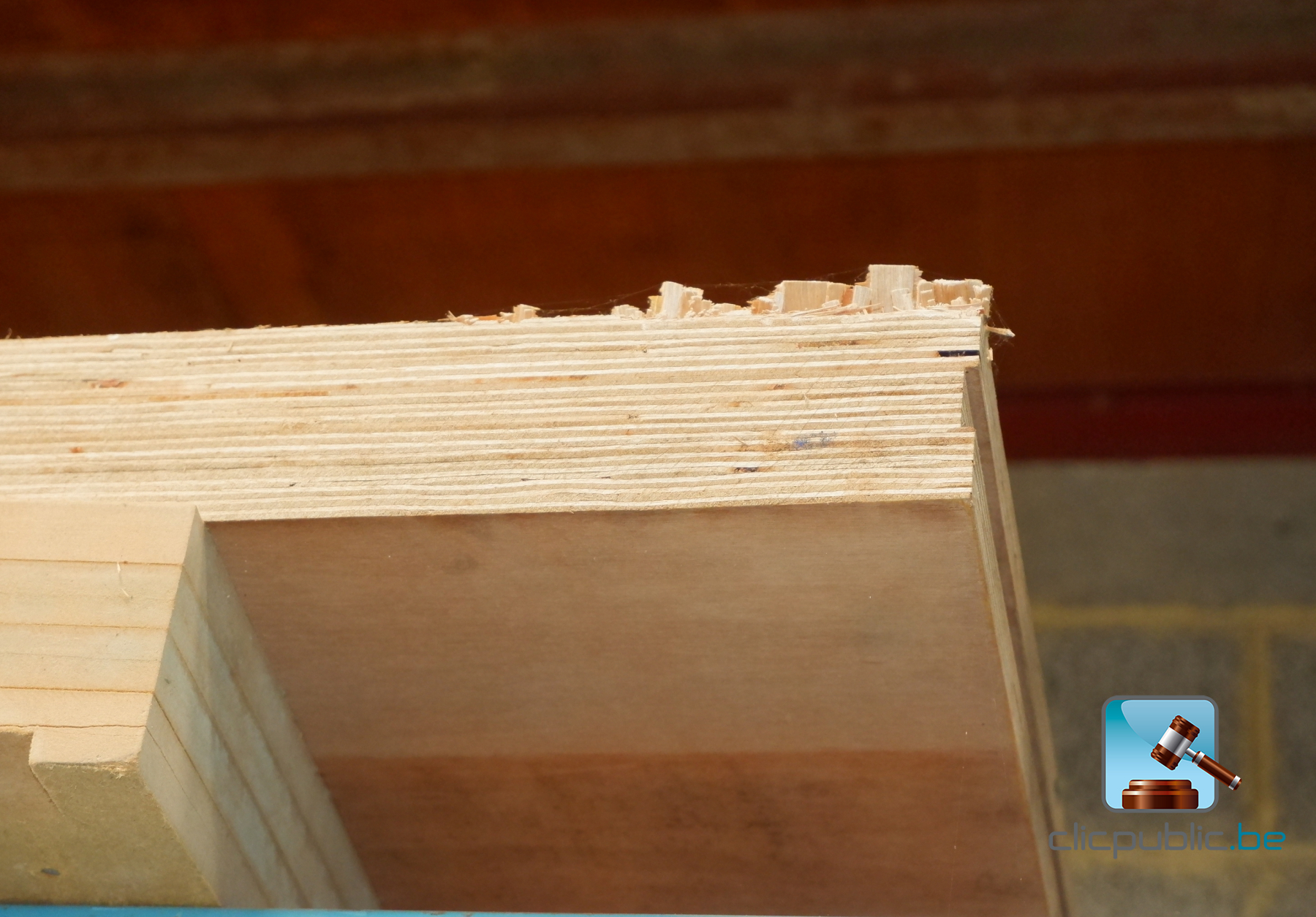 Lot de panneaux triplex - Clicpublic.lu, les ventes publiques en 1 clic.